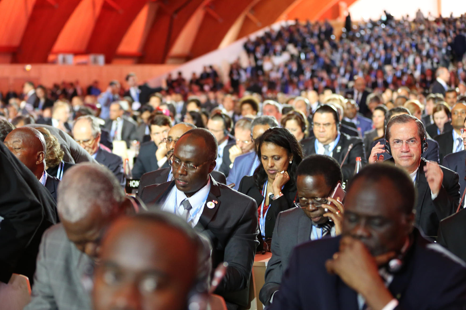 Analysis: which countries have sent the most delegates to COP21 ...