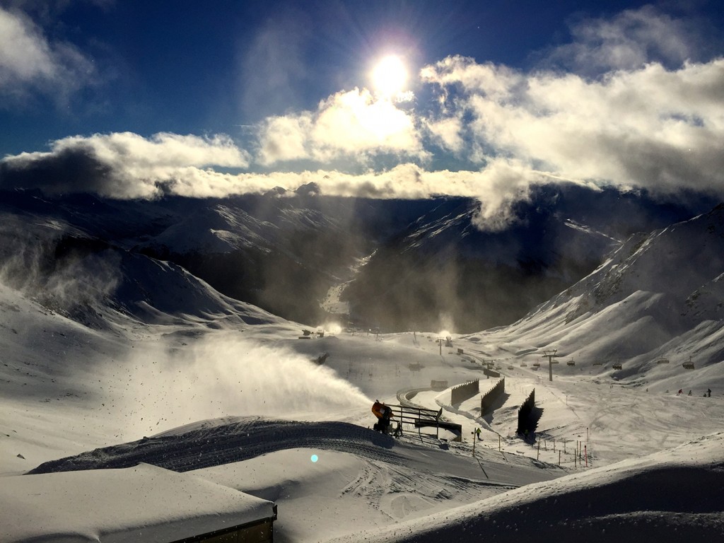 Swiss ski resorts could see 70% drop in snow cover as climate warms ...