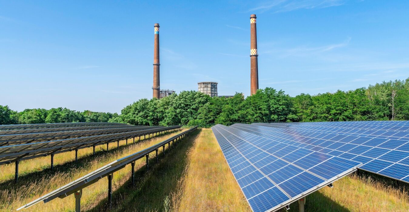 Analysis: Solar surge will send coal power tumbling by 2030, IEA data ...
