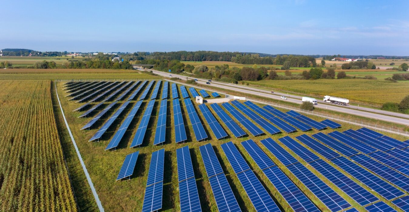EU’s solar and wind growth pushes fossil-fuel power to lowest level in ...